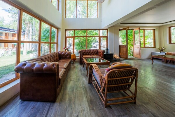 Hotel Shambhala Resort - Leh