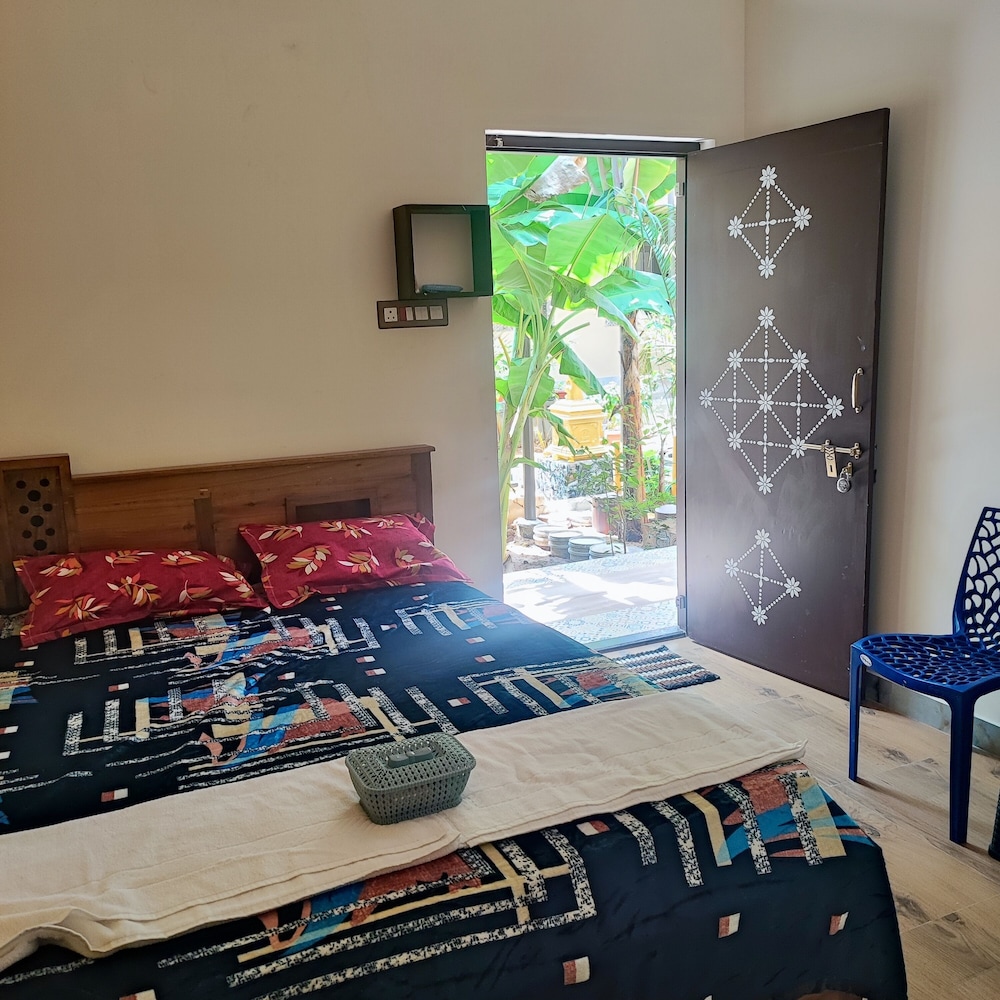 Homestay & Homecare Amidst Gracious Trees & Whispering Birds - Kumbakonam