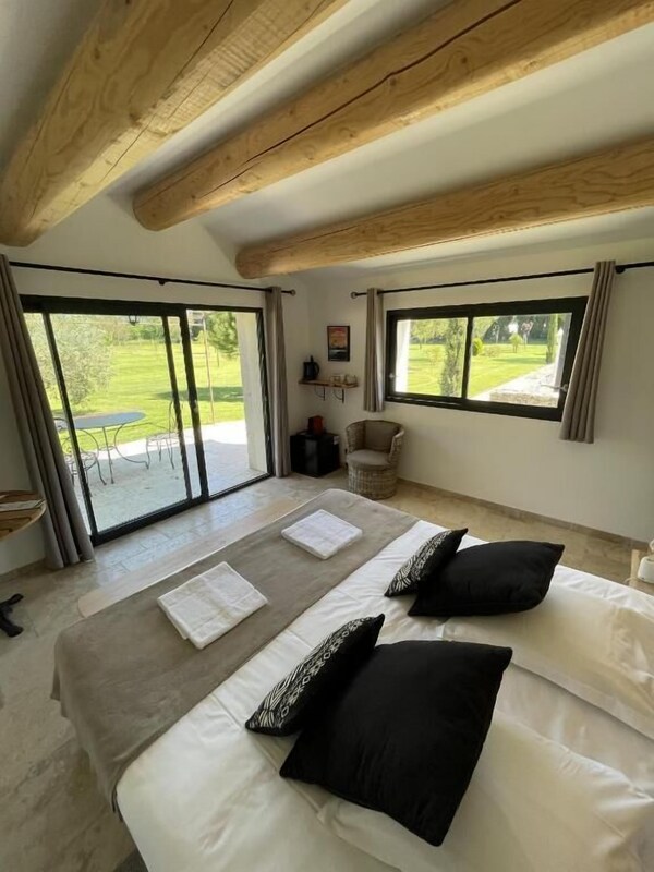 Le Mas Des Chutes - Graveson