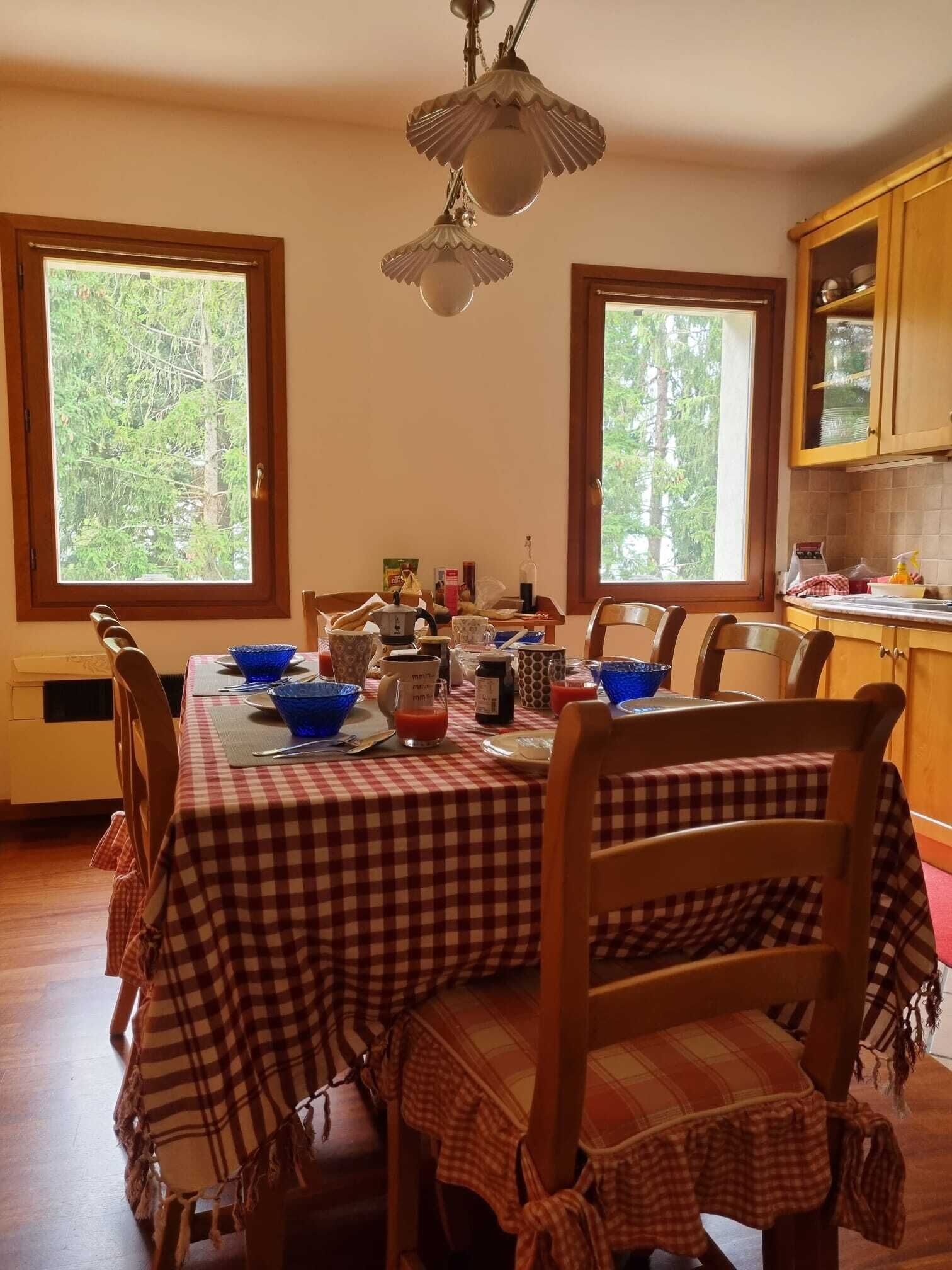 Pequeno-almoço tipo buffet diário incluído 