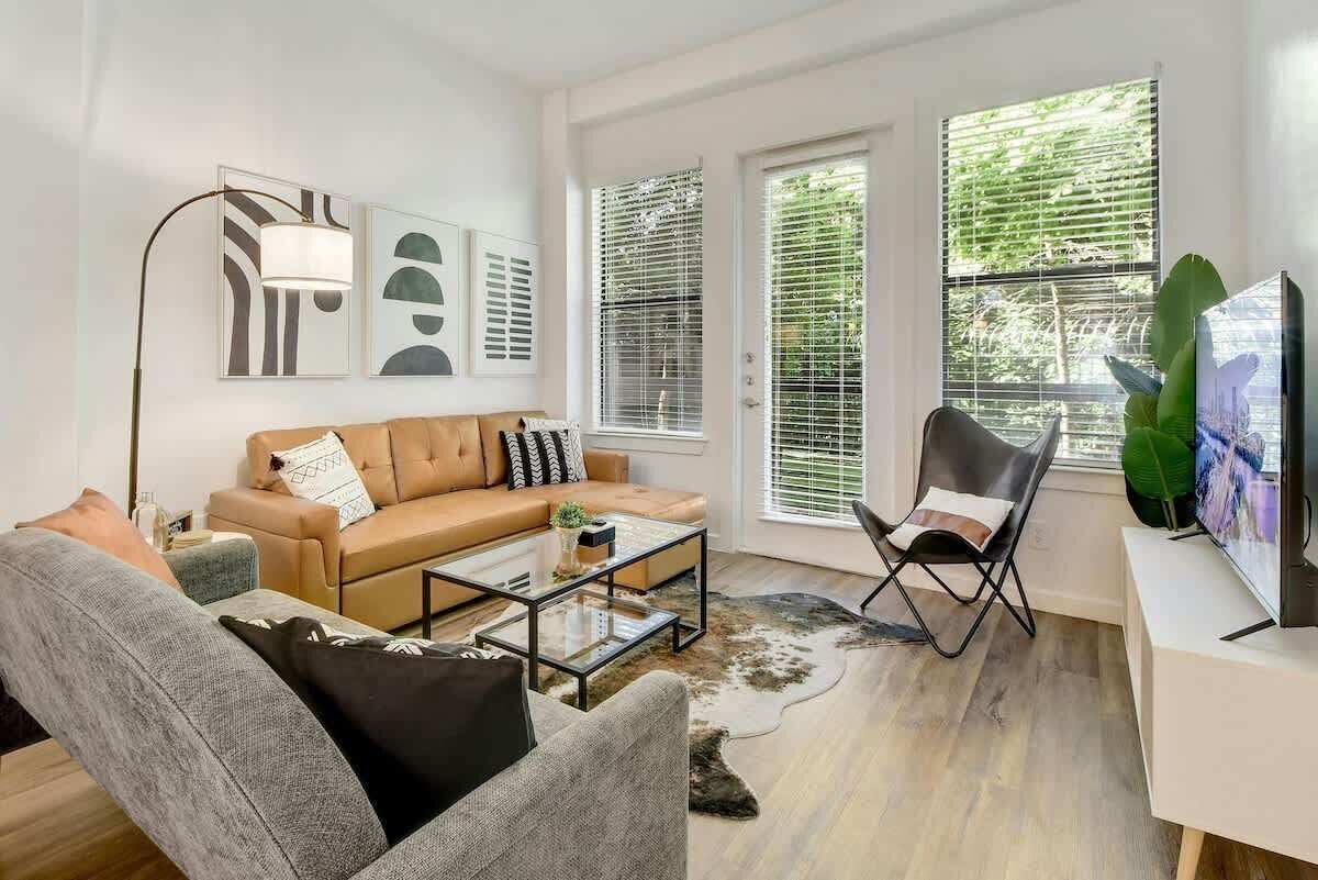 Atx Style Getaway - Pool, Gym, Rooftop, Free Parking, Best Location! - Austin