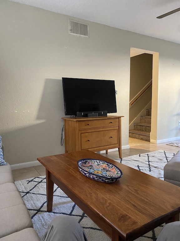 The Most Living Space At This Price-1500 Sf Upstairs Downstairs Town House! - Jacksonville, FL