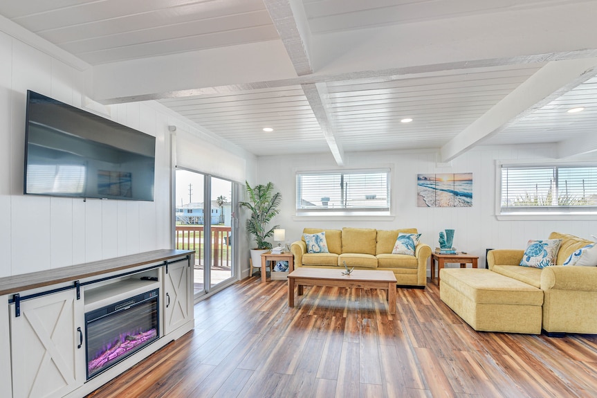 Pet-friendly Galveston Home: Walk To Beaches! - Jamaica Beach, Galveston