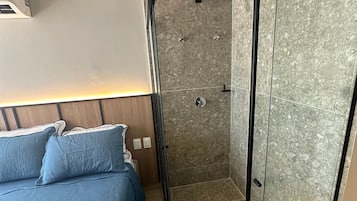 Quarto quádruplo clássico | 1 quarto, Wi-Fi de cortesia