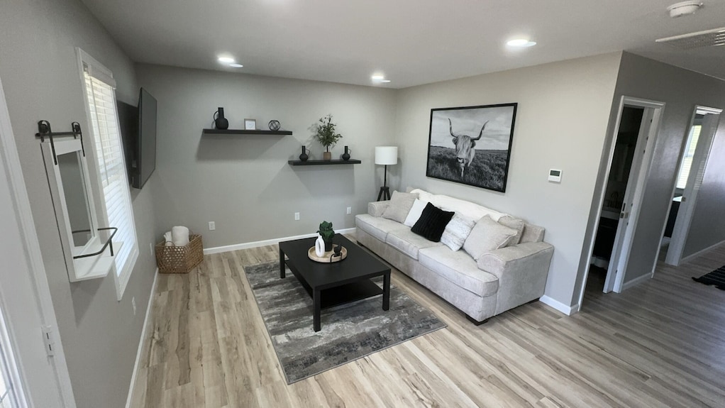 Townside White House - Rolla, MO