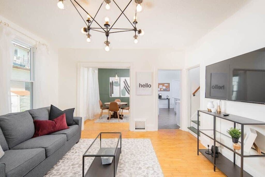 -Destination Downtown - 2 Bed, 1 Bath - アップルトン, WI