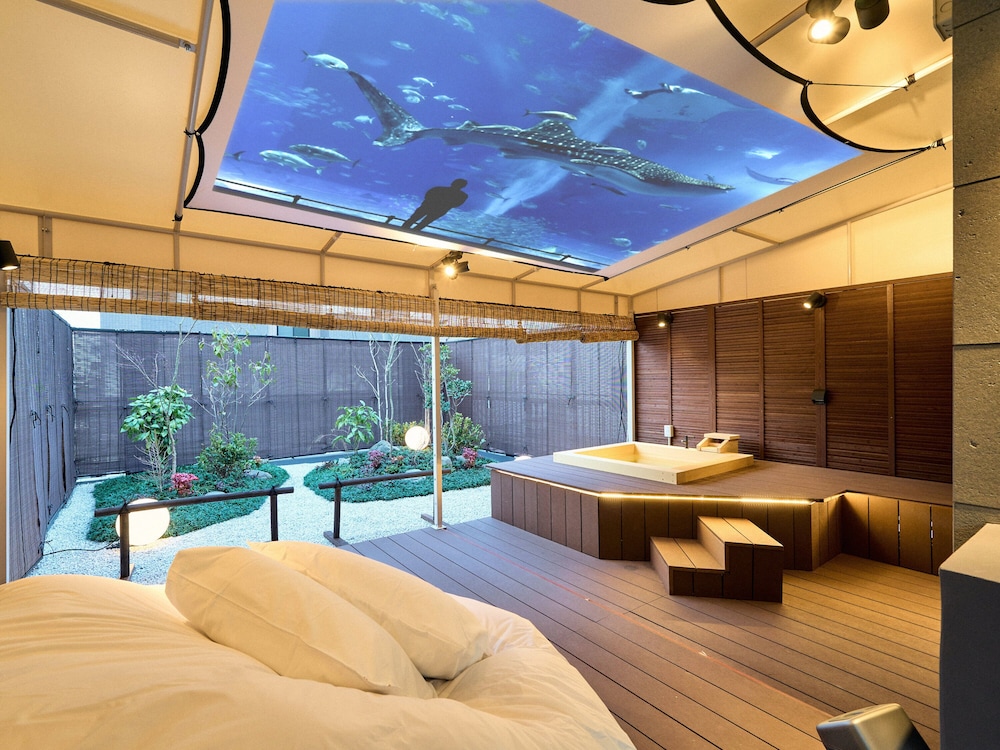 Konjakuso Osaka Bentencho "Okujo-teien" Rooftop Garden - Osaka, Japan