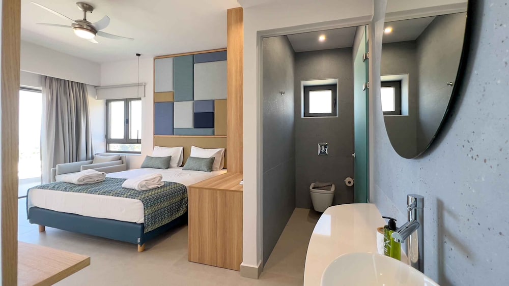 Star Luxury Villa Heated* Pool, Gym & Playground - Chania