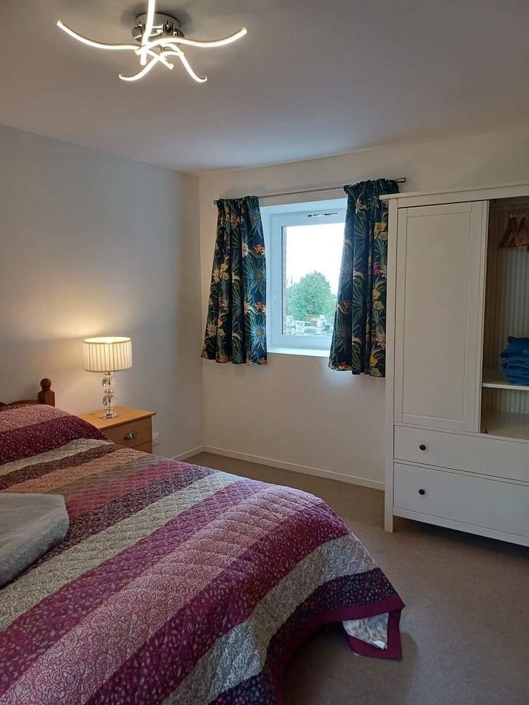 Beautifully Converted ,Peaceful Gite Offering Stunning Views And A Relaxing Stay - Normandie