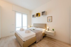 Apartamento Familiar, vários quartos (Cozy Flat In Sestri Levante) | 2 quartos, secretária adequada para computadores portáteis 
