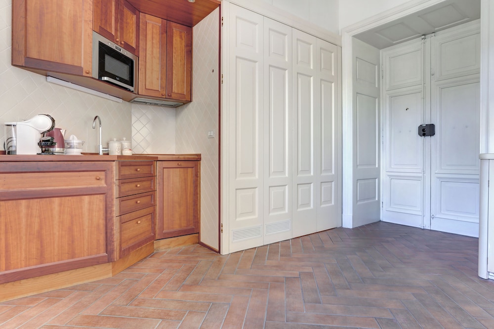 Home And More St. Angelo Apt 5 - Rooma