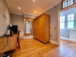 Suíte luxo, suíte, vista para o mar (201) | Cortinas blackout, ferros/tábuas de passar roupa