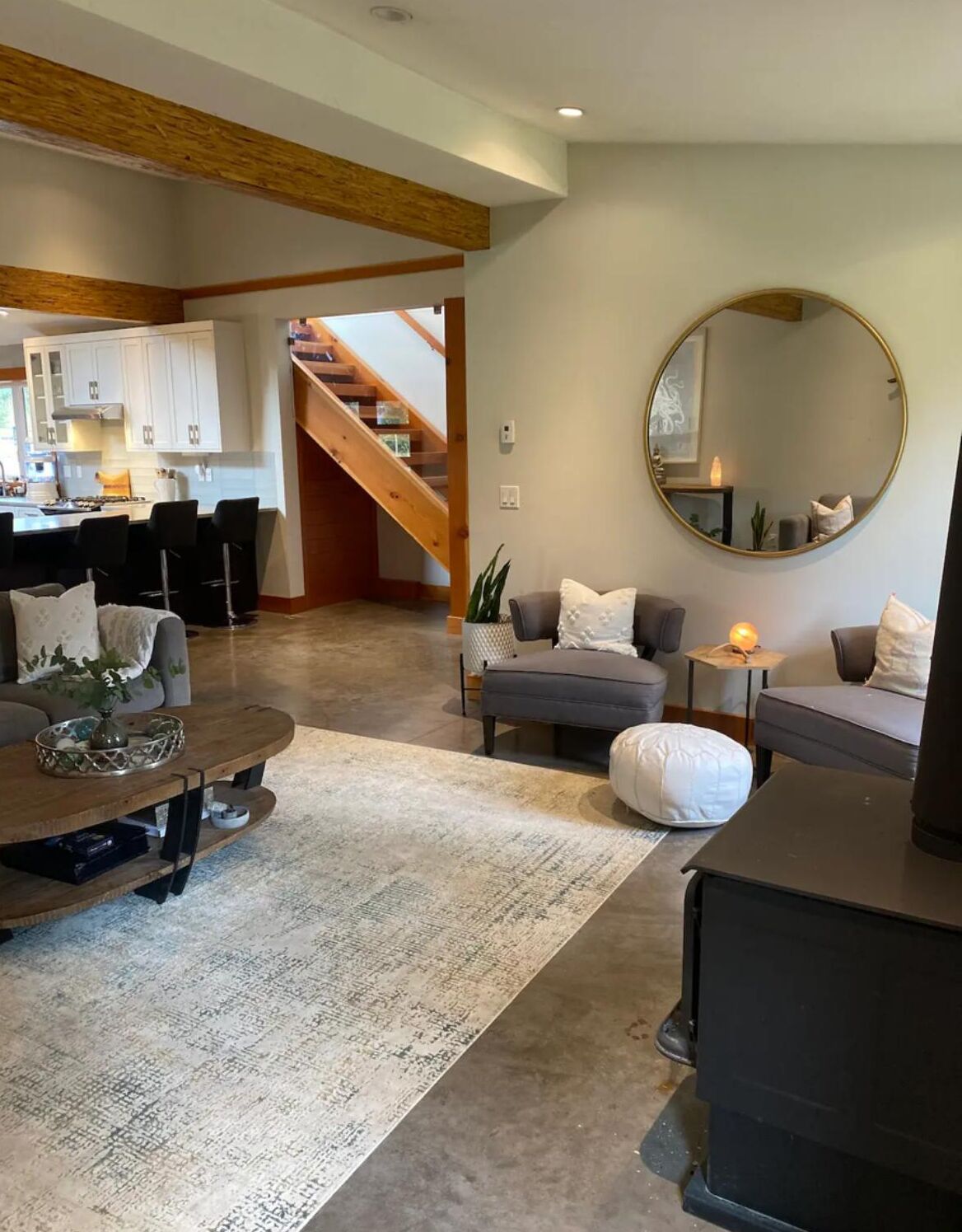 West Coast 3 Acres Fenced Home. With Privacy, Pet Friendly, Grass. Cedar Sauna - Courtenay, BC, Canada