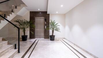 Lareira, monitores, impressoras