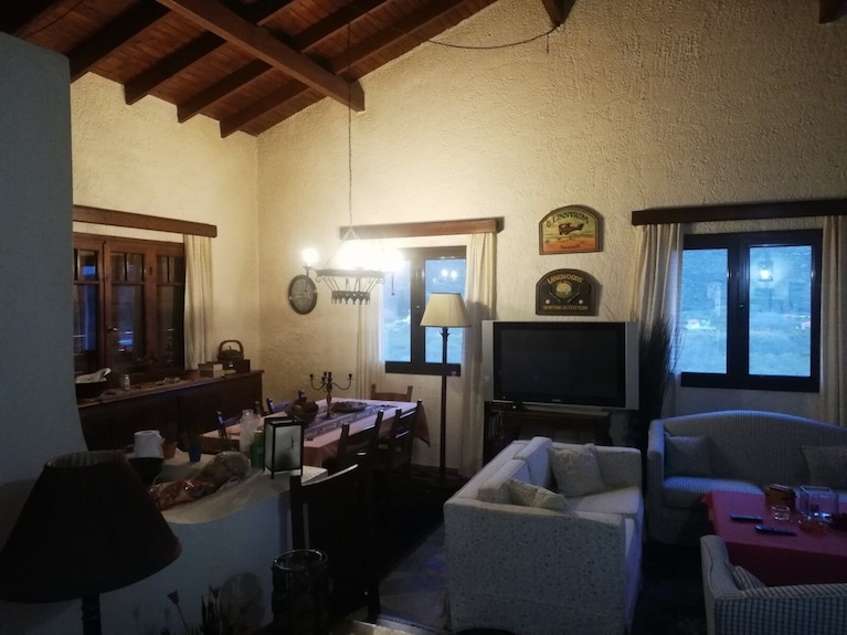 Βίλα φανης .\Nη απόλυτη ηρεμία. απεριόριστη θέα θάλασσα βουνό. - Greece