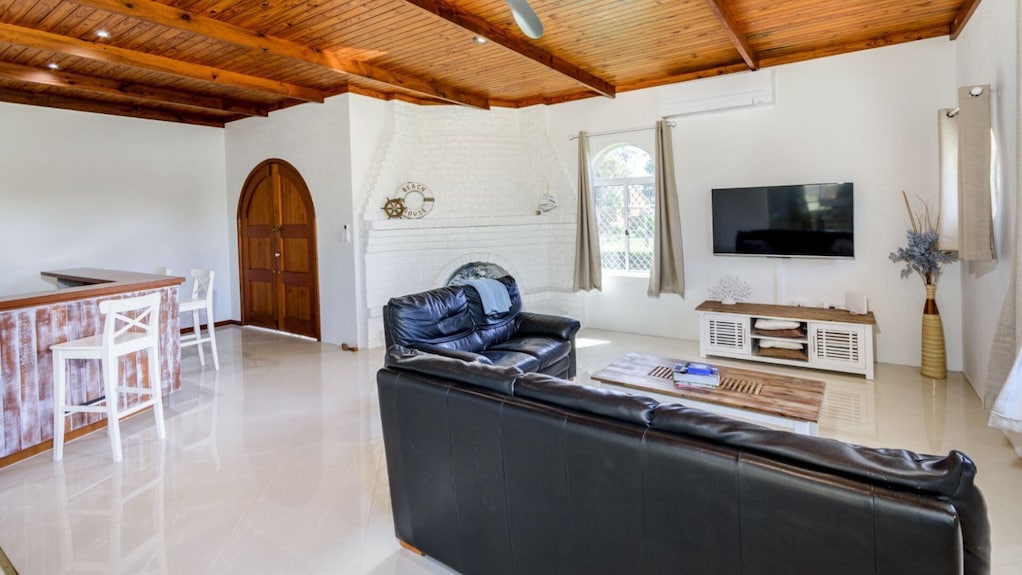 Take A Dip At Eucalypt - Brisbane