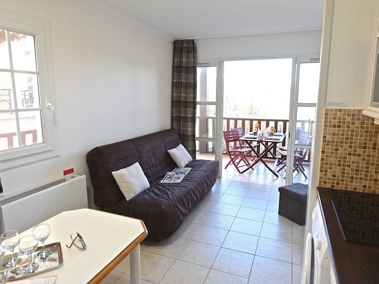 Confortable Appartement Pour 4 Personnes Avec Climatisation, Wifi, Piscine, Tv Et Terrasse - Agay Plage