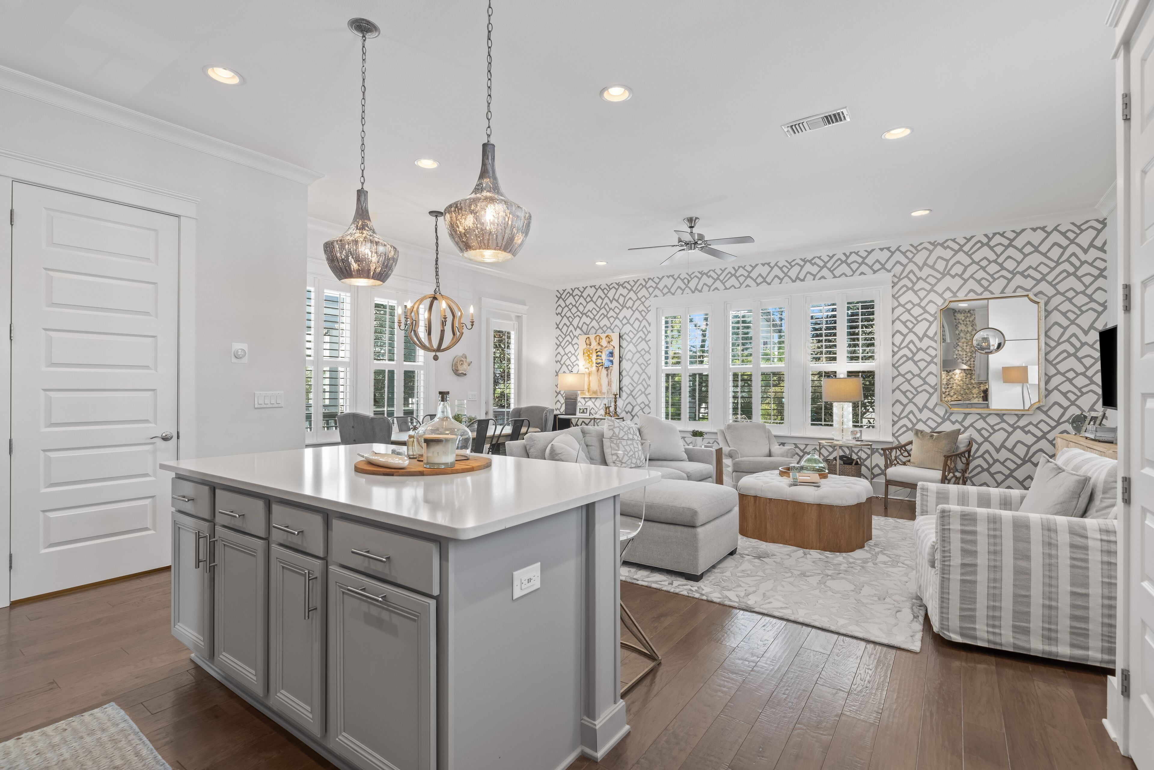 Spring Break Specials!  Highland Parks - 4 Bedroom | 4 Beds - Huge Resort Pool - Seaside, FL