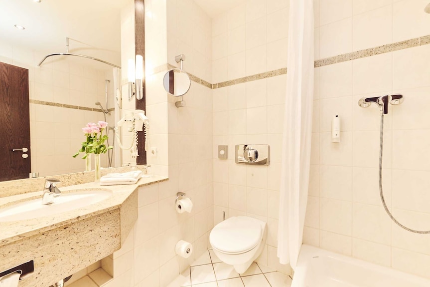 Kingsizebett-doppelzimmer-komfort - Best Western Soibelmanns Wittenberg - Wittenberg