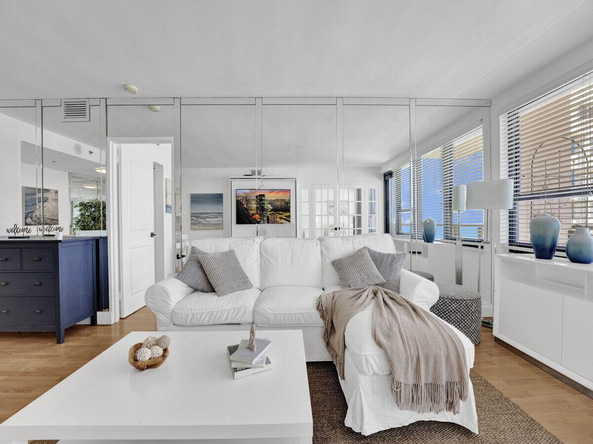 Spacious Ocean View Condo In Beachfront Hotel Resort Amenities 1608 - South Beach, FL