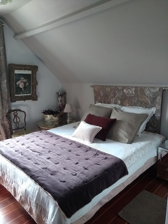 Chambres D Hotes Avec Jardin, Terasse. 15 Mn De La Defense. Sur Le Mont Valerien - 베르사유