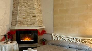 Quarto Duplo Deluxe | 2 quartos, roupa de alta qualidade, camas de colchão pillowtop, minibar