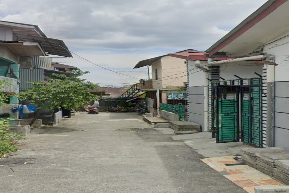 Spot On 93851 Fermansio Homestay 1 - Medan