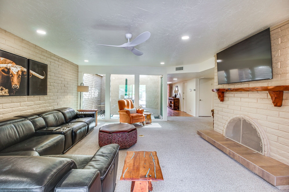 Tucson Townhome W/ Mountain View, Pool Access! - Mount Lemmon, AZ