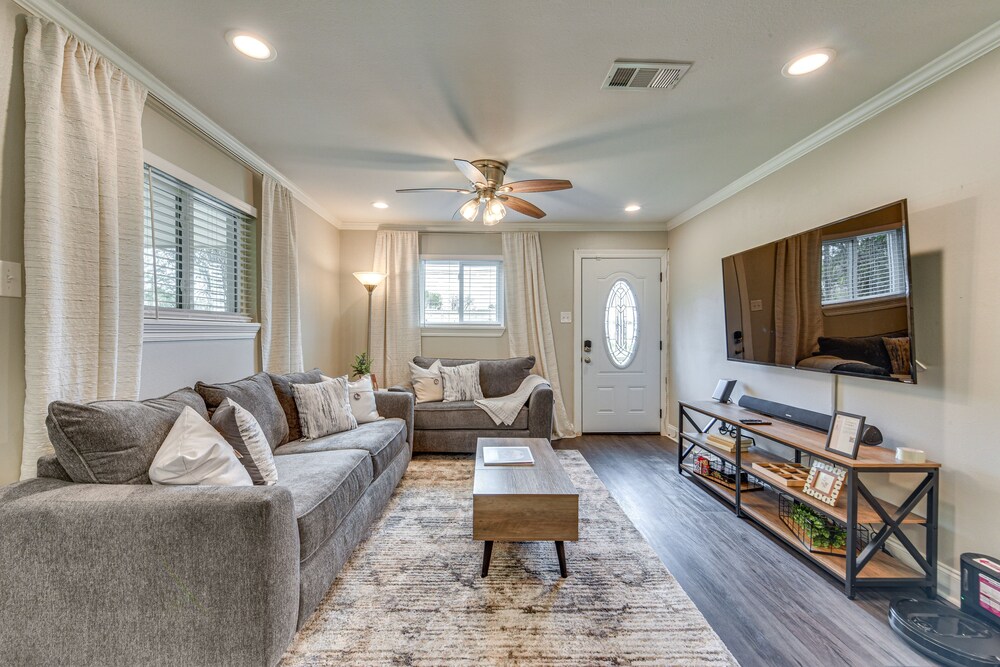 Baton Rouge Home W/ Private Patio: 2 Mi To Lsu! - Baton Rouge, LA