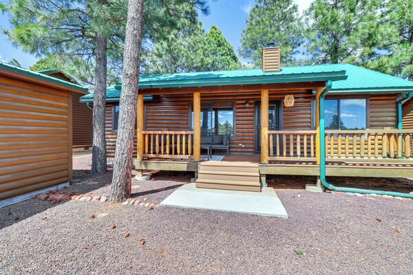 Near Lakes & Trails: Pet-friendly Cabin In Arizona - Arizona