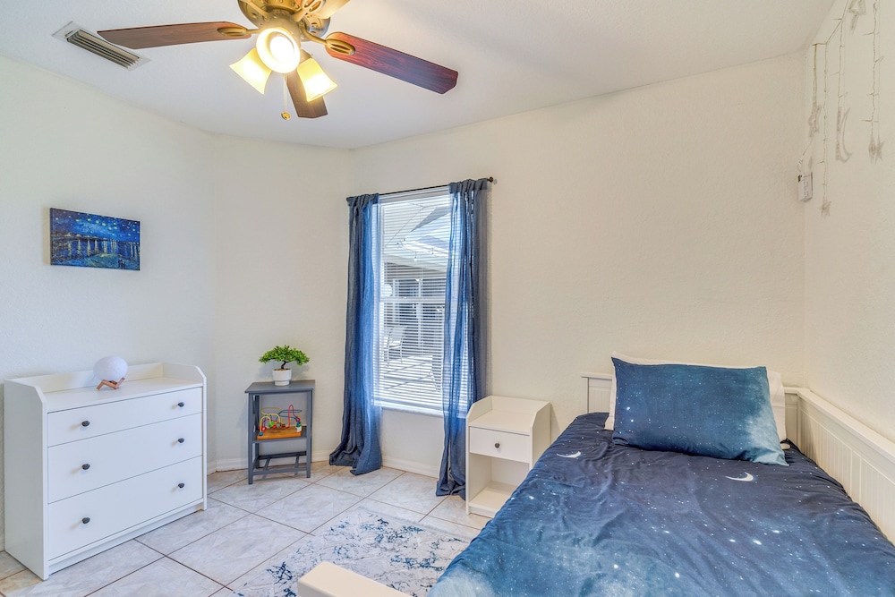 Spring Hill Home W/ Private Yard & Heated Pool! - Spring Hill, FL