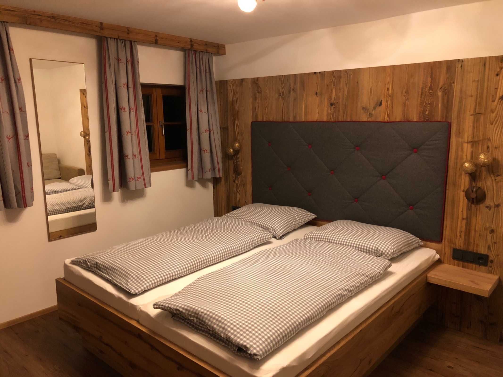 Doppelzimmer - Berggasthof Obere Firstalm - Schliersee