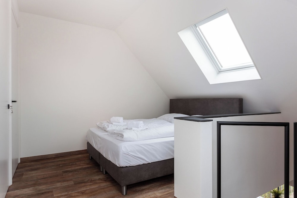 Holiday Apartment - Paviljoenwei 12 | Offingawier - Sneek