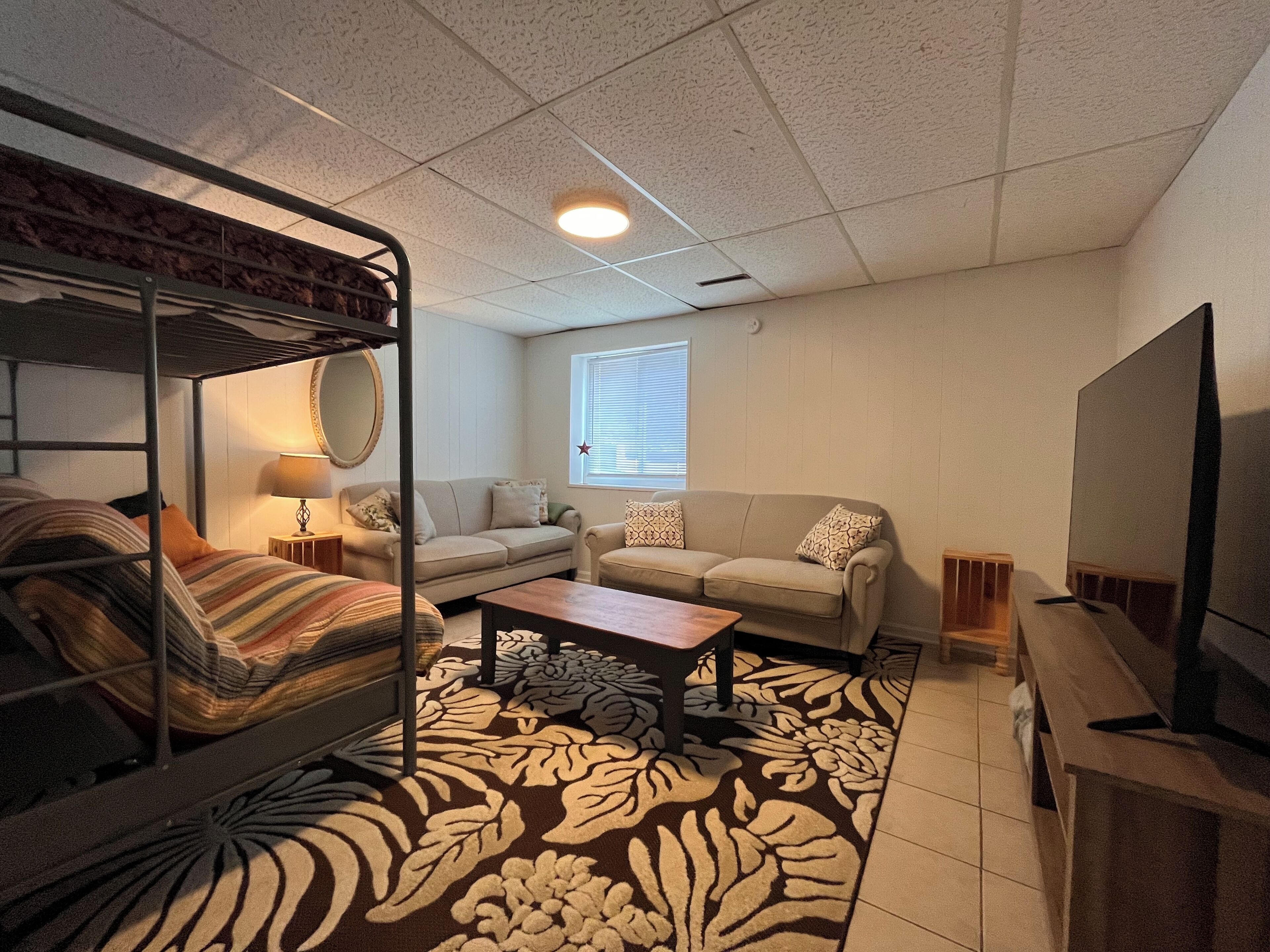 River Retreat With Kayaks, Firepits, Stars - Strasburg, VA