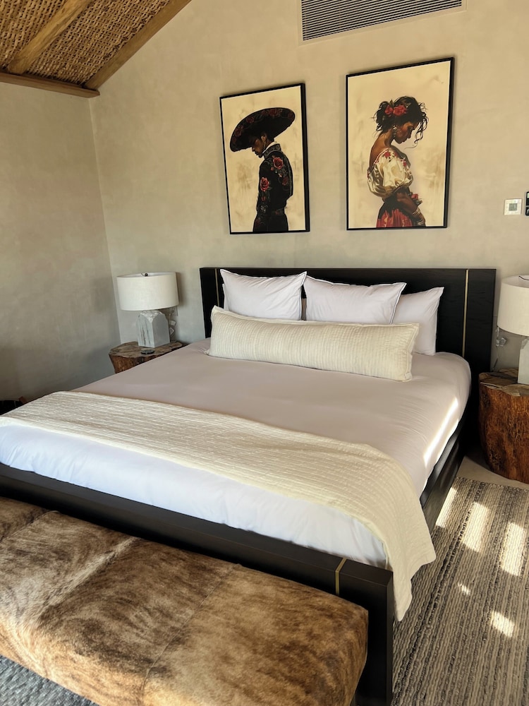 Brand New Luxurious 5-bedroom Villa In La Selva, Inside The Gates Of Punta Mita - Punta Mita