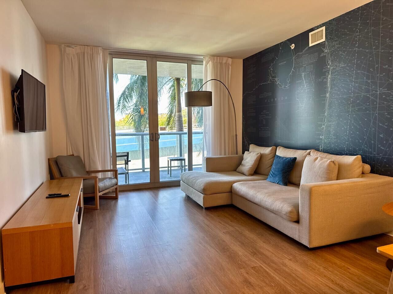 Beachwalk 1b/1b Apmt Amazing View - Hallandale Beach, FL