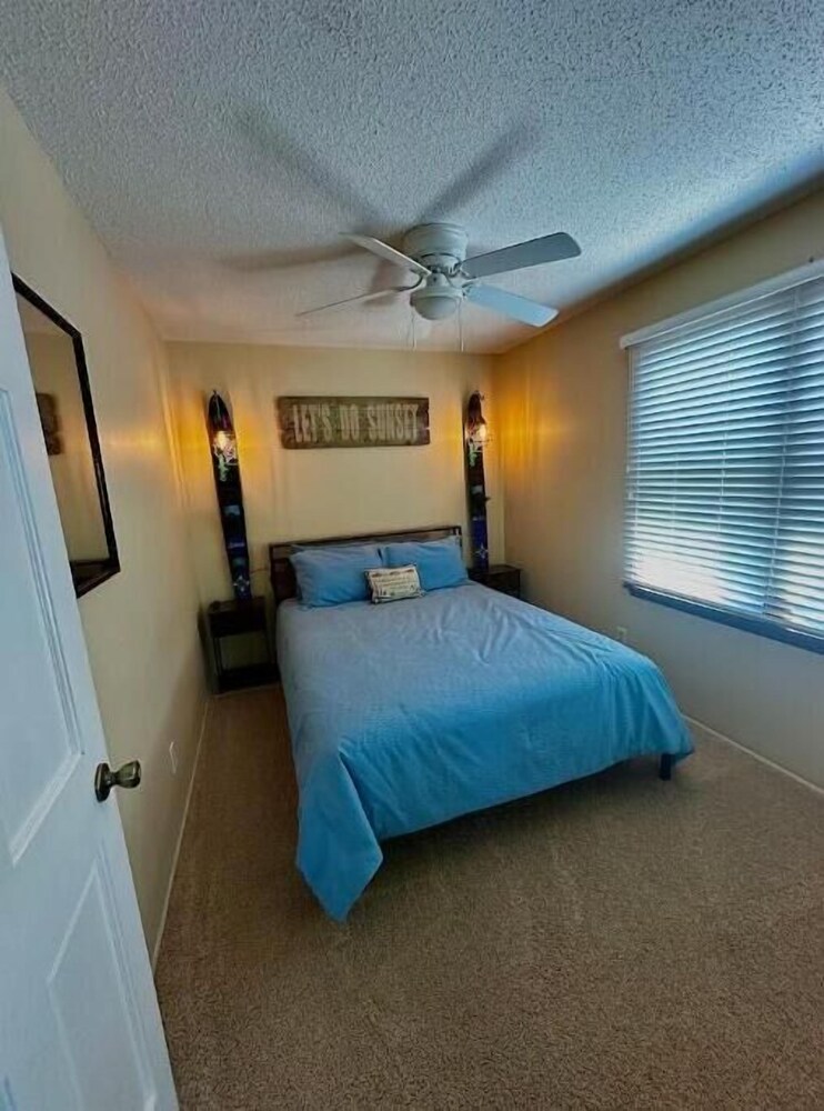 Lakefront Home, Private Dock, High-dive, Lilly Pad - Camden County | Vrbo