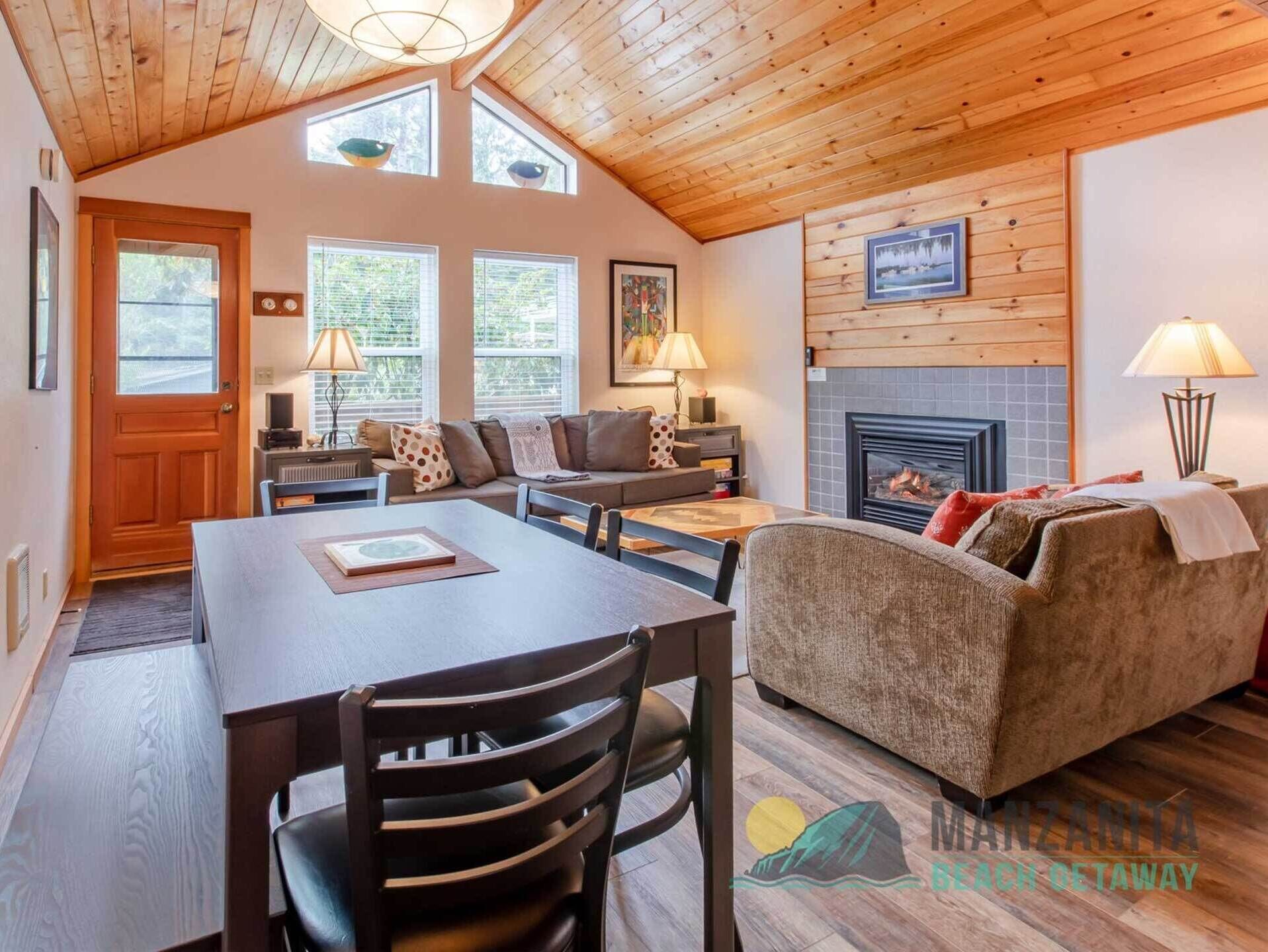 Ahoy Matey By Manzanita Beach Getaway - Cozy Dog Friendly 3br, Walk To Beach - Manzanita, OR