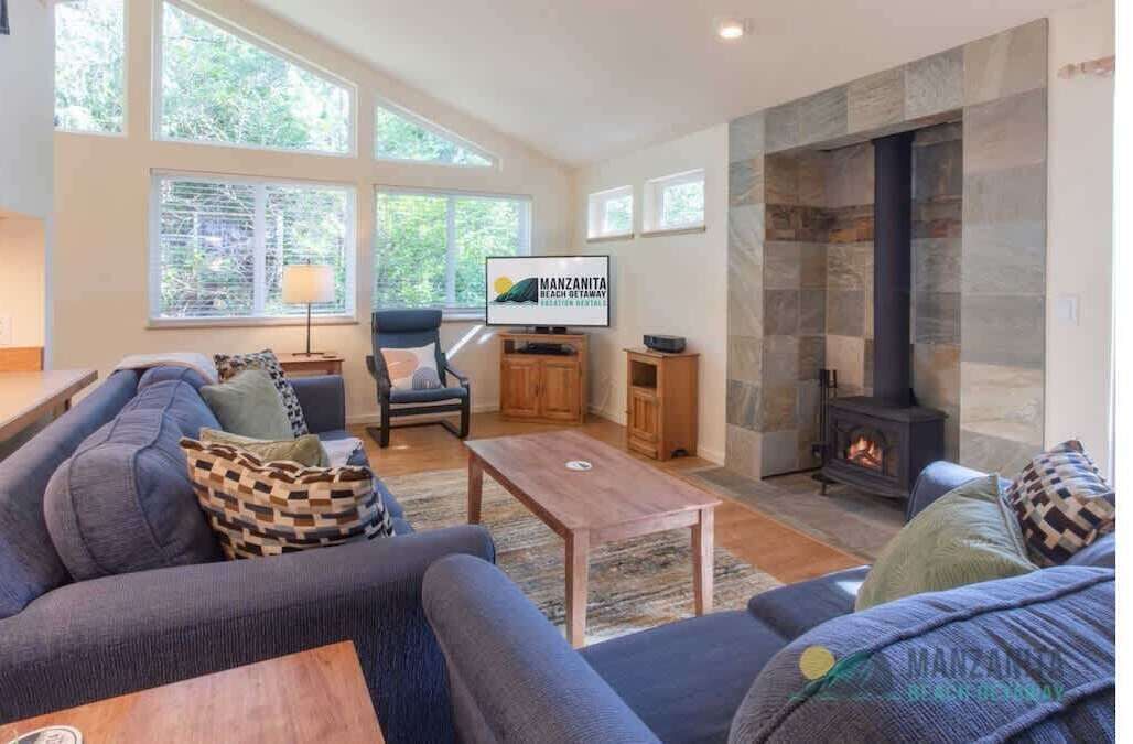 Fly Away Home By Manzanita Beach Getaway: Allergen-free, 4 Blocks To Beach - Manzanita, OR