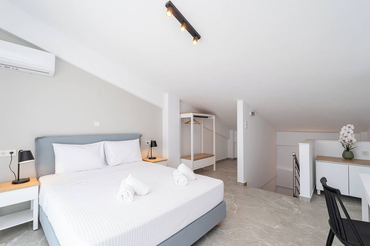 Villa Exclusiva, 4 quartos, acesso à piscina | 2 quartos, lençóis de algodão egípcio, roupa de alta qualidade