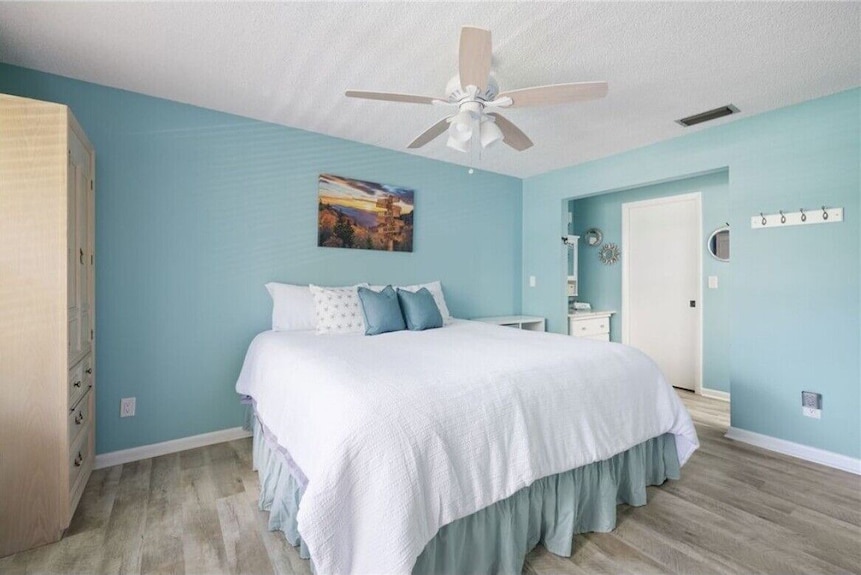 Beach Getaway. - Vero Beach