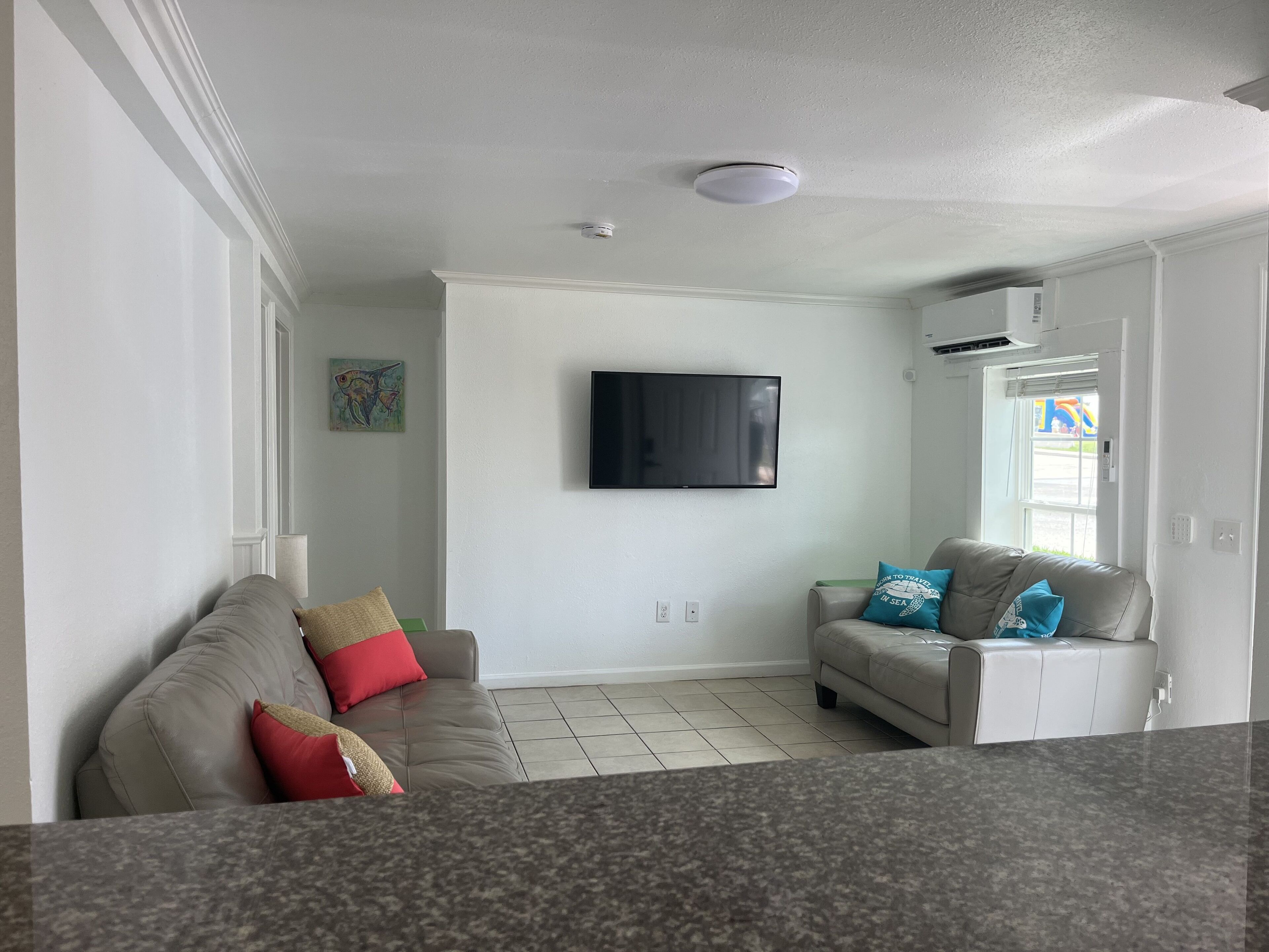 Spacious 5br/2ba Beach Retreat: Ideal For Your Galveston Getaway. Sleeps 12 - ガルベストン, TX