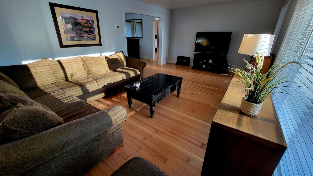 Spacious Downtown Martinez Home -2b/1ba - Orinda, CA