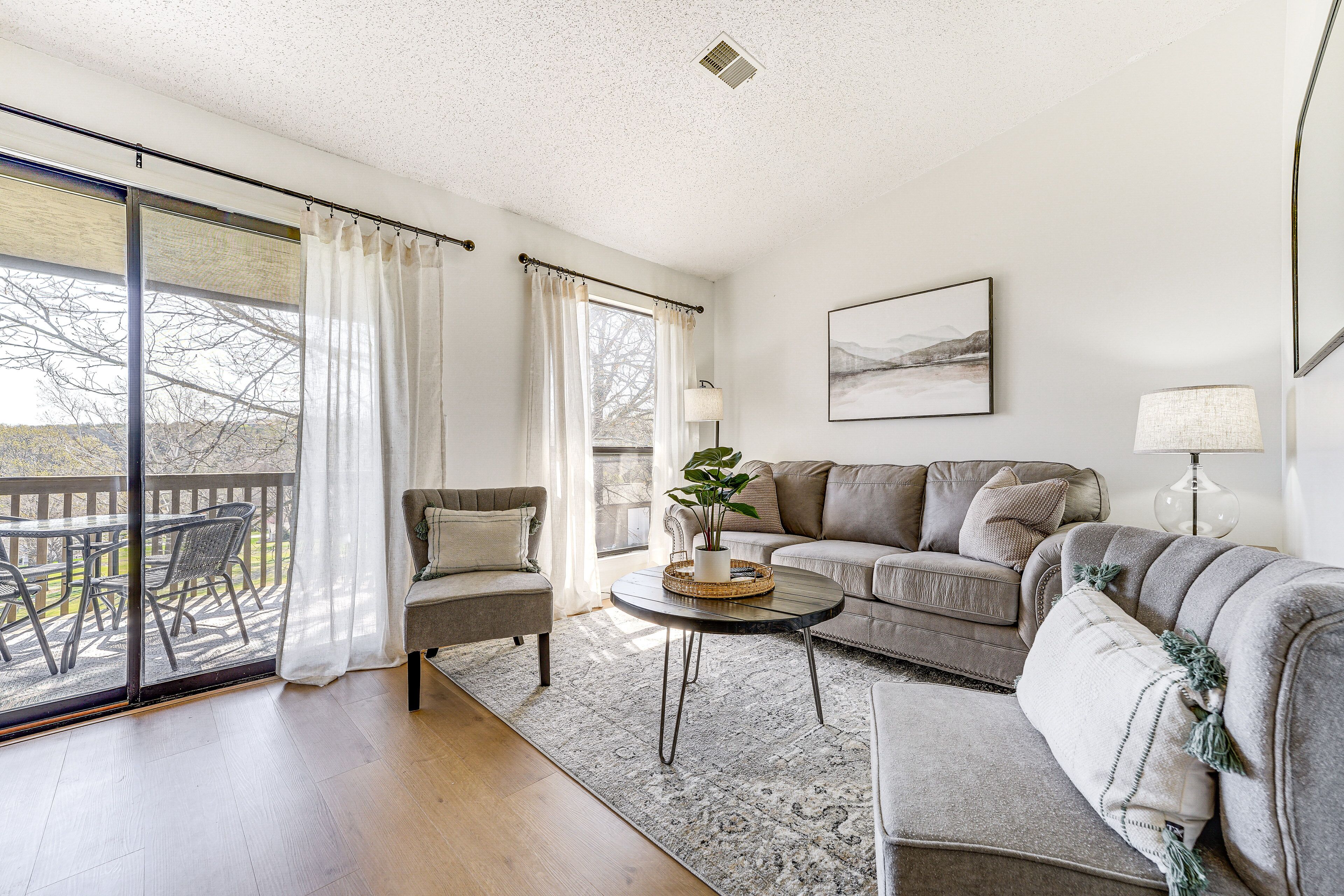 5 Mi To Strip! Pointe Royale Condo W/ Indoor Pool - Branson, MO