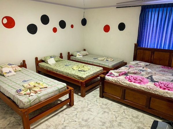 Hotel Galeon Playa Piangua Grande - Buenaventura, Colombia