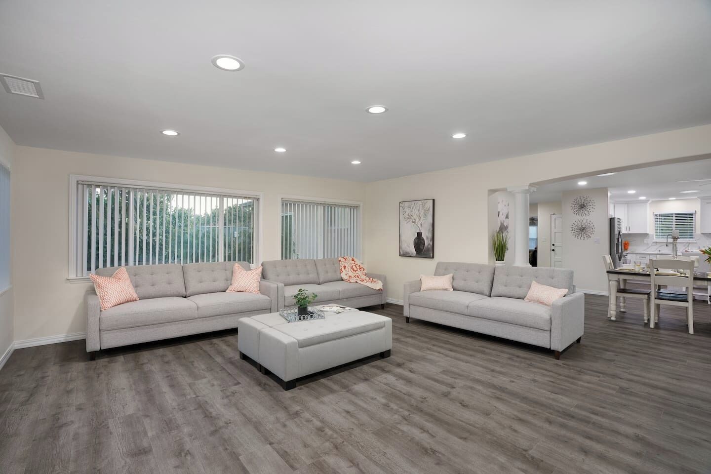 Orchard Oasis: Pool Table|king Beds|en Suite Baths|garage & Driveway Parking - Santa Maria, CA