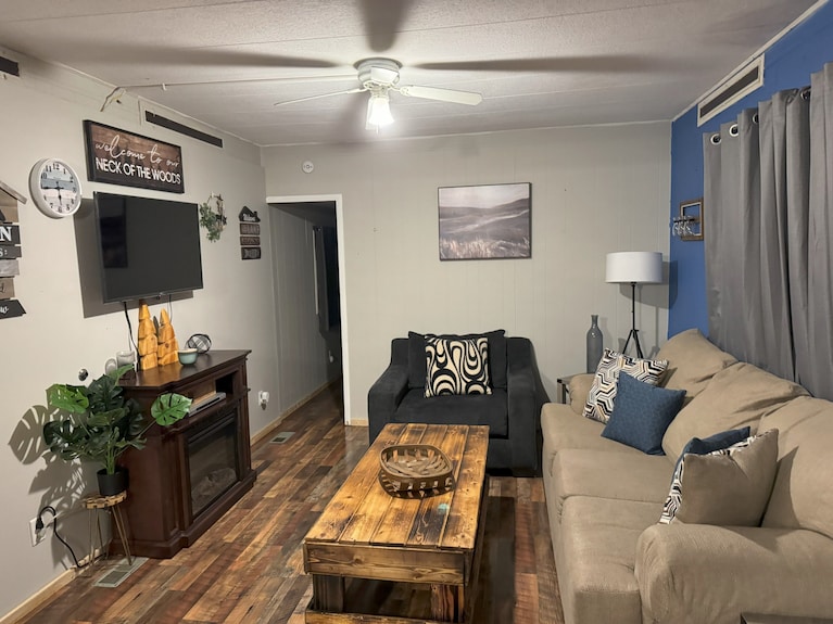 Unplug For A Weekend At Lake Wappapello. - Missouri