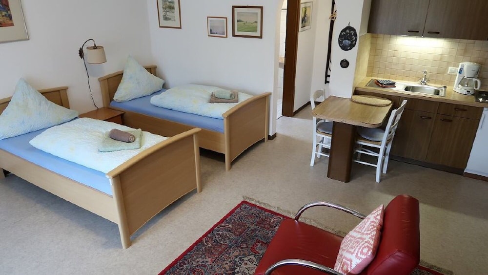 Ferienwohnung 2" Mit Balkon Und Wlan - Höchenschwand