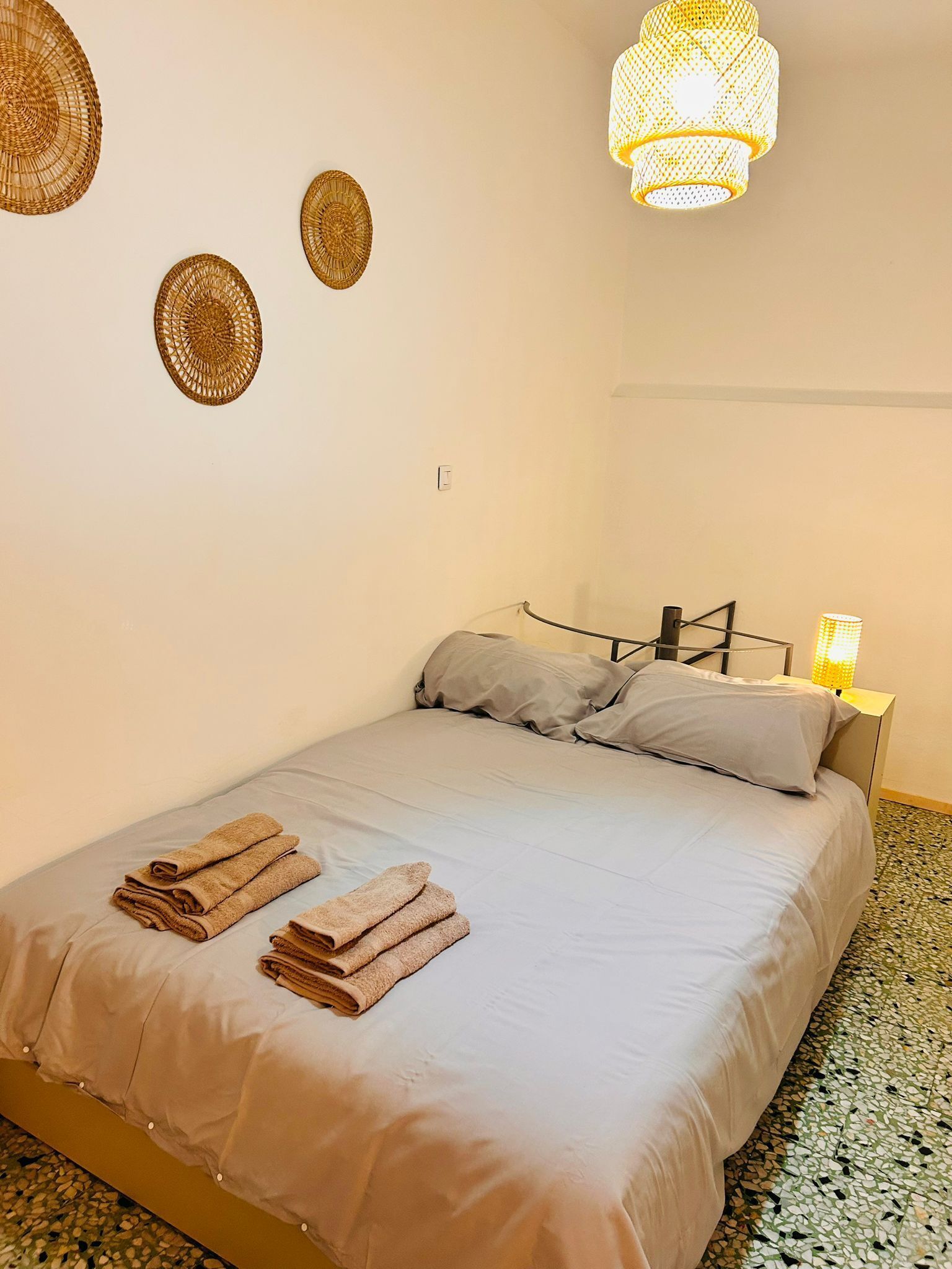 Casa luxo, para não fumantes, vista para a cidade | 1 quarto, roupas de cama premium, edredons de pluma