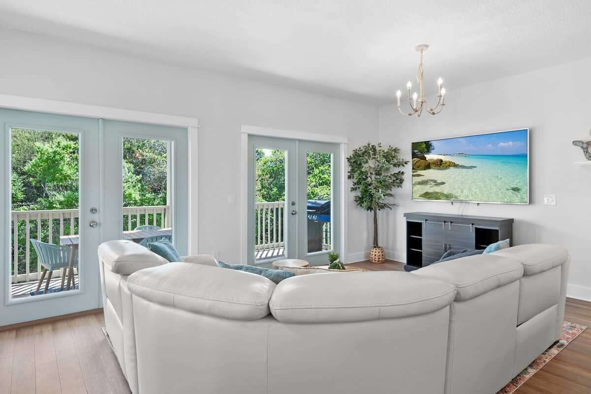 Welcome Basket, Swim Spa, Steps To Beach, Bbq! - St. Augustine Beach, FL